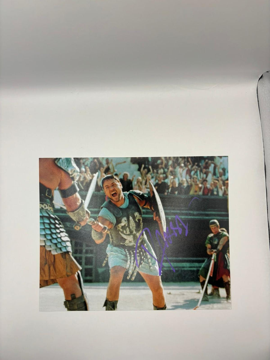 Russell Crowe Signed Gladiator Photo | Authentic Maximus Memorabilia ...